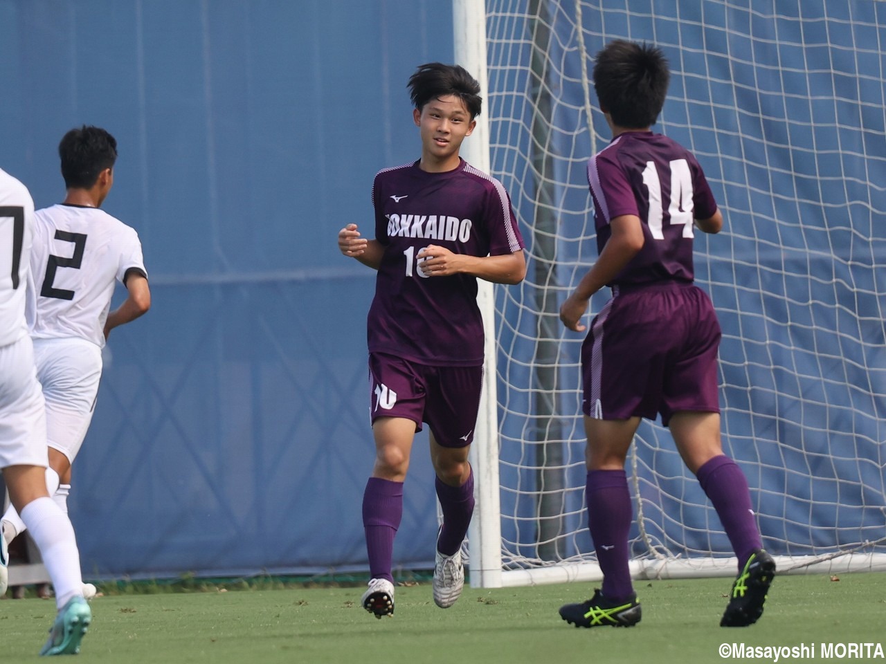 [大阪招待ユース(U-16)]札幌U-18FW市田が決勝点。北海道U-16が鹿児島県U-16に1-0で勝利(18枚) - 拡大写真｜Infoseekニュース
