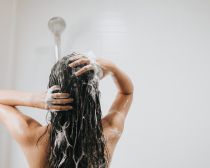 湯船につからずシャワーで済ませる生活を続けと→“大きすぎるデメリット4つ”とは - トピックス｜Infoseekニュース